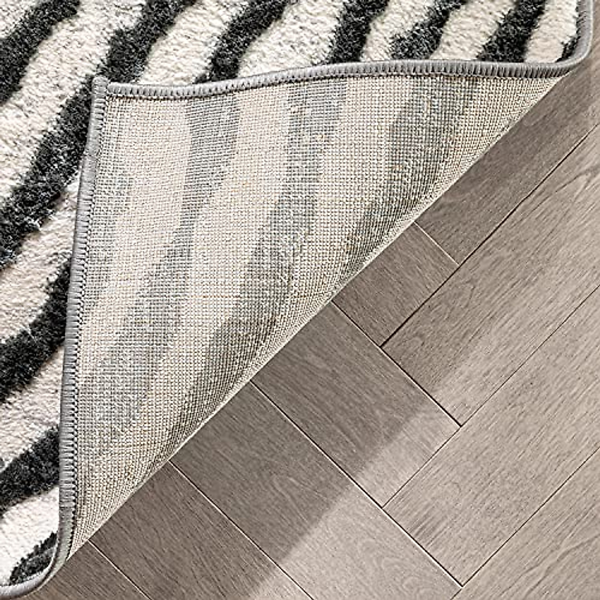 Well Woven Basma Grey Abstract Geometric Soft High-Lo Pile Area Rug 5x7 (5'3" x 7'3")