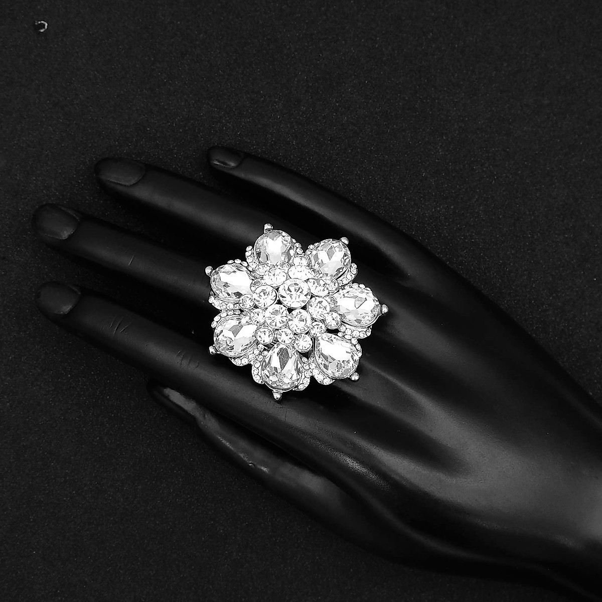 Chaoyite Flower Shape Crystal Cocktail Stretch Ring Party Prom Floral Statement Elastic Ring for Women