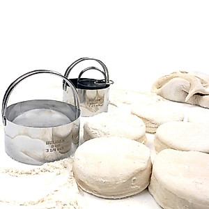 HULISEN Biscuit Cutter Set (3 Pieces/Set), Stainless Steel Round Cookies Cutter with Handle, Professional Baking Dough Tools, Gift Package