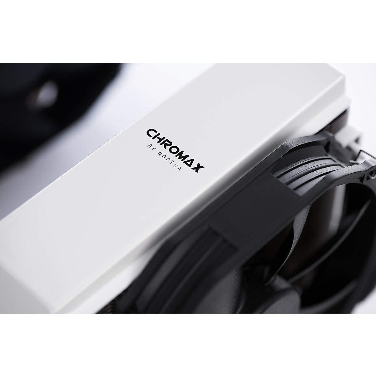 Noctua NA-HC6 chromax.White, Heatsink Cover for NH-U14S, NH-U14S TR4-SP3 & NH-U14S DX-3647 (White)