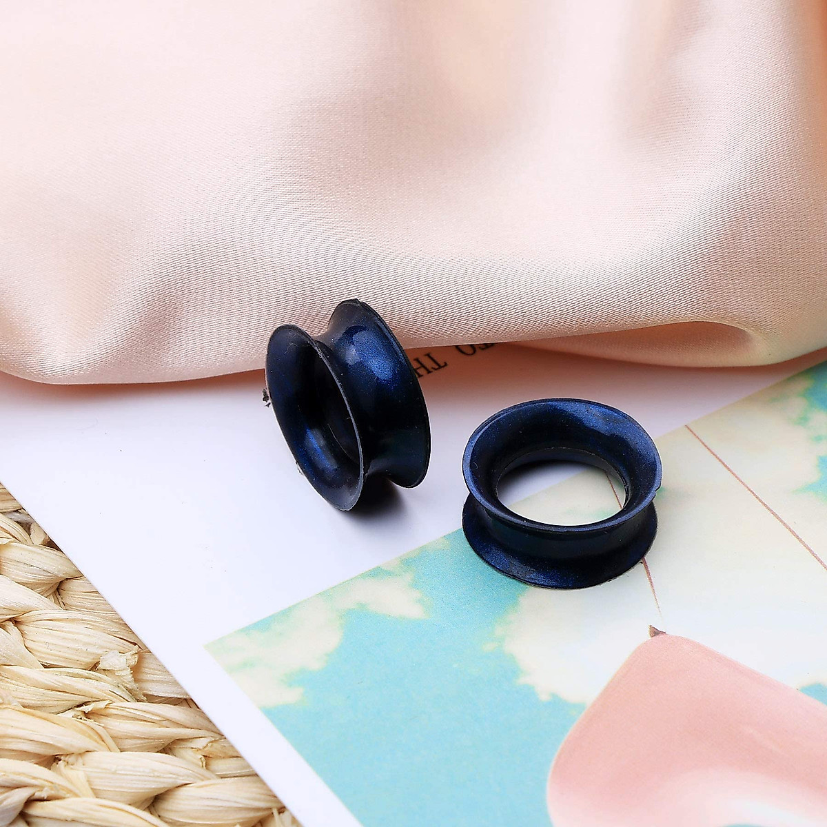 Jewseen Soft Silicone Gauges Ear Plugs Flexible Ear Gauges 6g to 1'' Double Flared Flesh Tunnels 8Pcs Piercing Jewelry