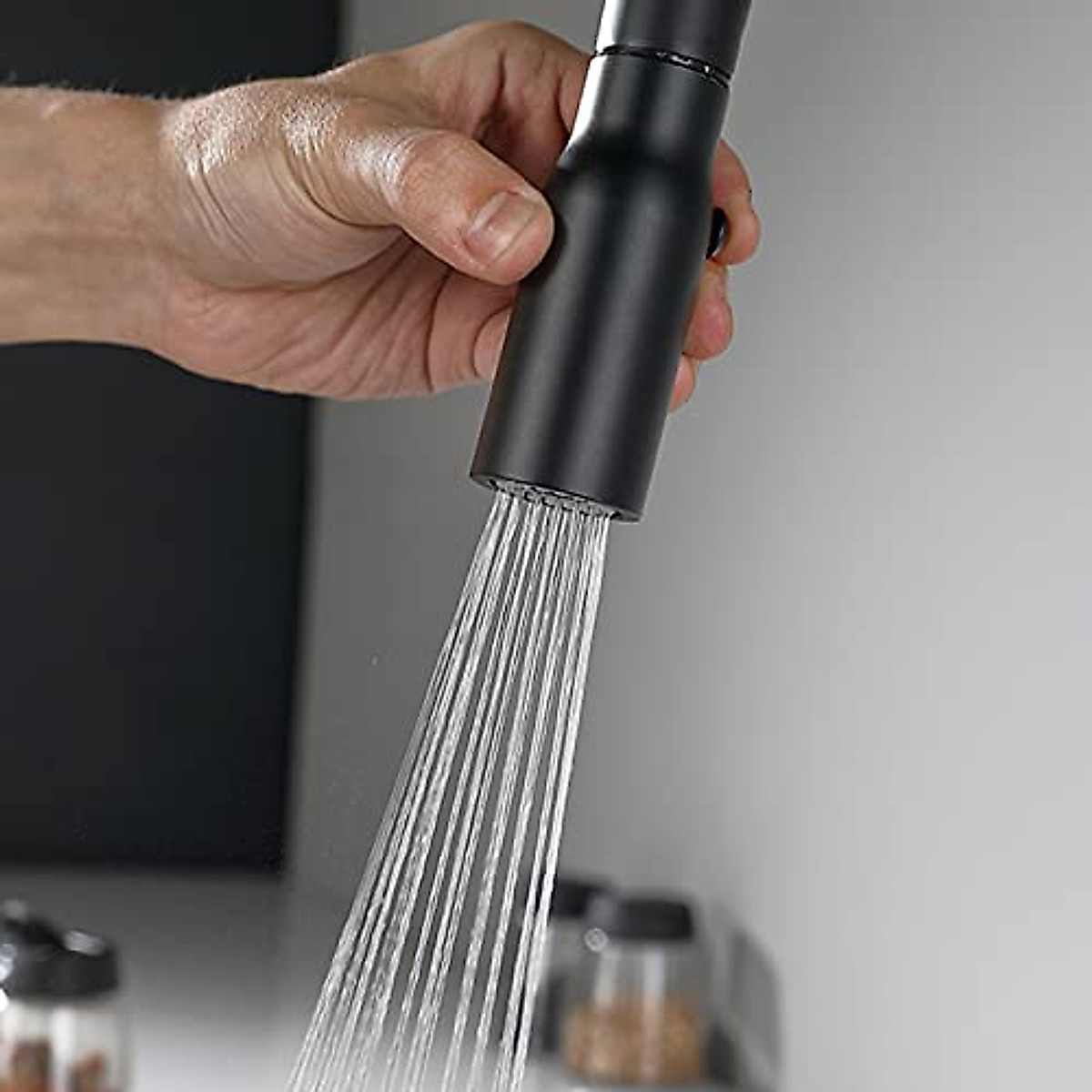 Kitchen Faucet with Pull Down Sprayer Brass Hot and Cold Water Swivel Kitchen Tap Sink Tap Black