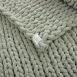 WESHIONGOO Chunky Knit Blanket Throw Knitted Throw Blankets for Couch Bed Fluffy Soft Blanket with Jumbo Chenille Yarn Thick 100% Handmade (Sage Green, 50"×60")