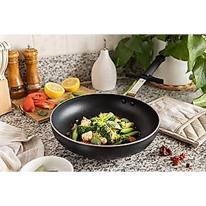 Kitchen Knighthood Eggslayer Sword Pan: 10-Inch Nonstick Frying Pan Skillet - Guy Gifts & Gifts for Men