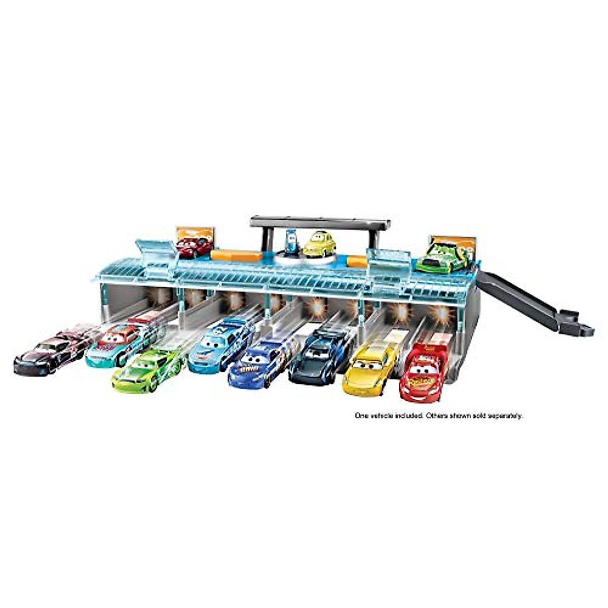 Mattel Disney and Pixar Cars Toys, Ultimate 2-in-1 Launcher & Carry Case with Lightning McQueen Toy Car, Launch 8 Vehicles Together