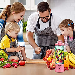 Portable Blender, Personal Size Blender for Shakes and Smoothies with 6 Blades Mini Blender 20 Oz for Kitchen,Home,Travel (pink)