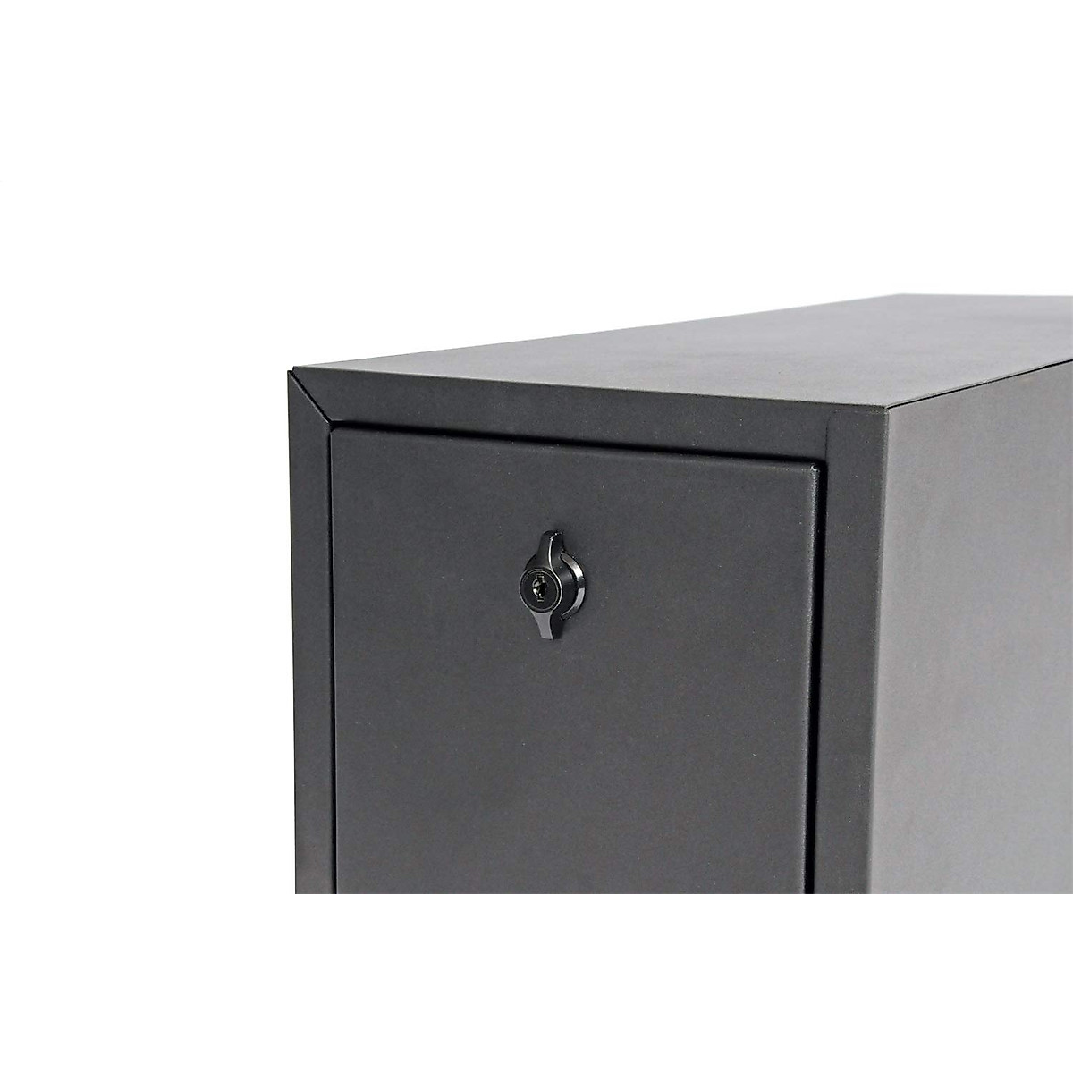 Dee Zee 95D Wheel Well Tool Box