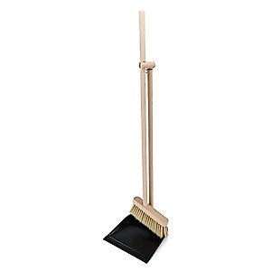 Copco Standing Broom with Dustpan, Beechwood