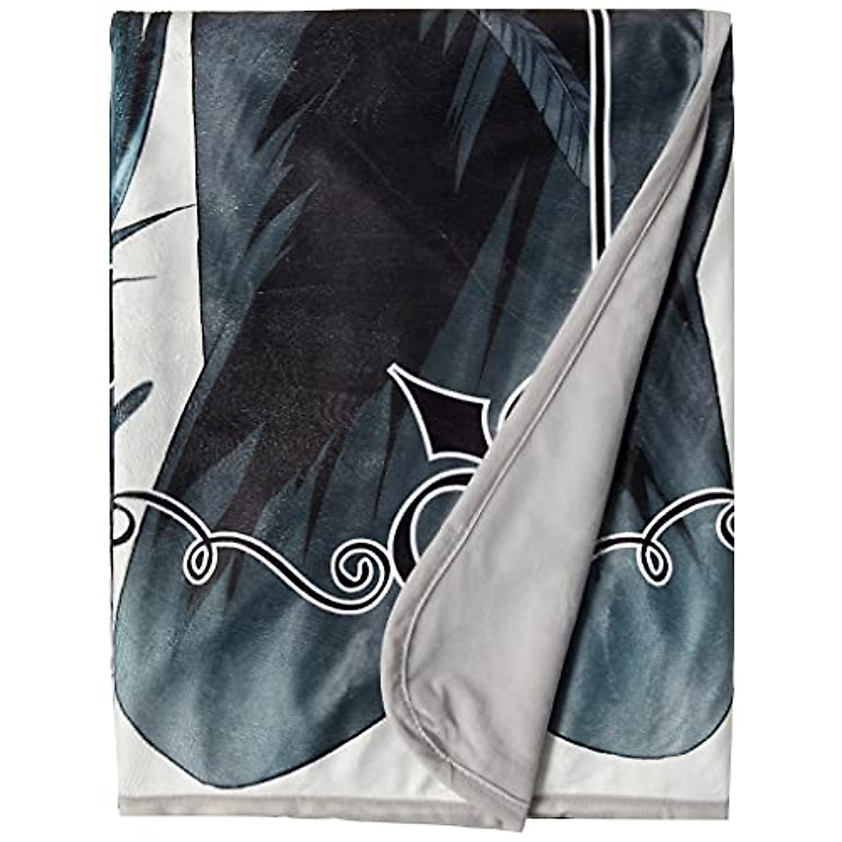 Great Eastern Entertainment Black Butler Throw Blanket, One Size, Multicolor