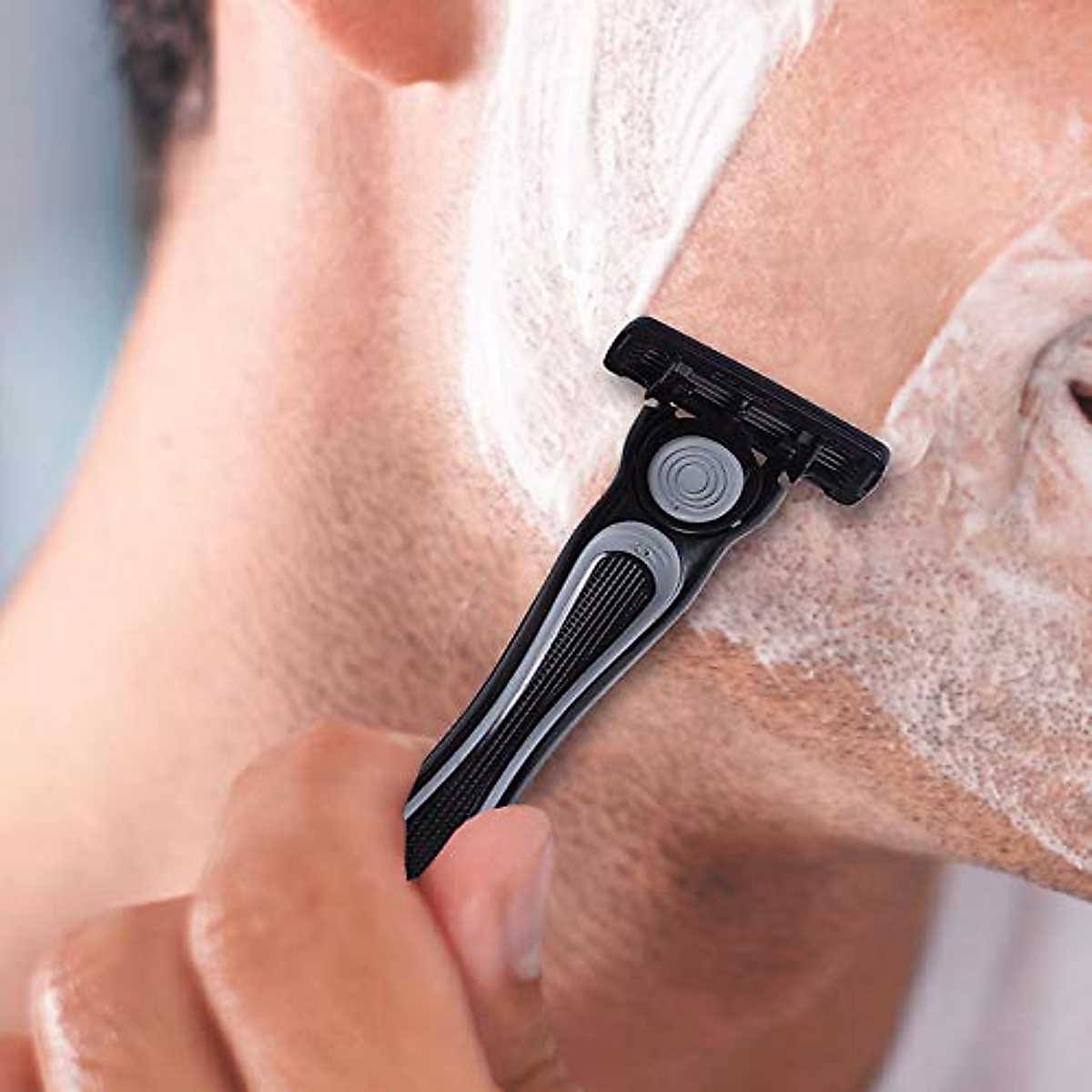 BIC Flex 4 Sensitive Hybrid Titanium Men's Disposable Razors, For a Smooth, Ultra-Close and Comfortable Shave, 8 Cartridges and 2 Handles, 10 Piece Razor Set