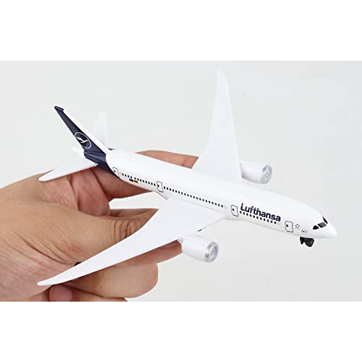 Daron Planes Lufthansa 787 Single Plane RT4136