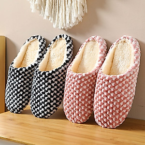 Womens Fuzzy Soft Warm Fleece Lined Ankle Booties Slippers Machine Washable Slippers Non Slip House Shoes Cow Slippers for Men and Women Christmas Yard Decorations Outdoor Gifts for Women 2023