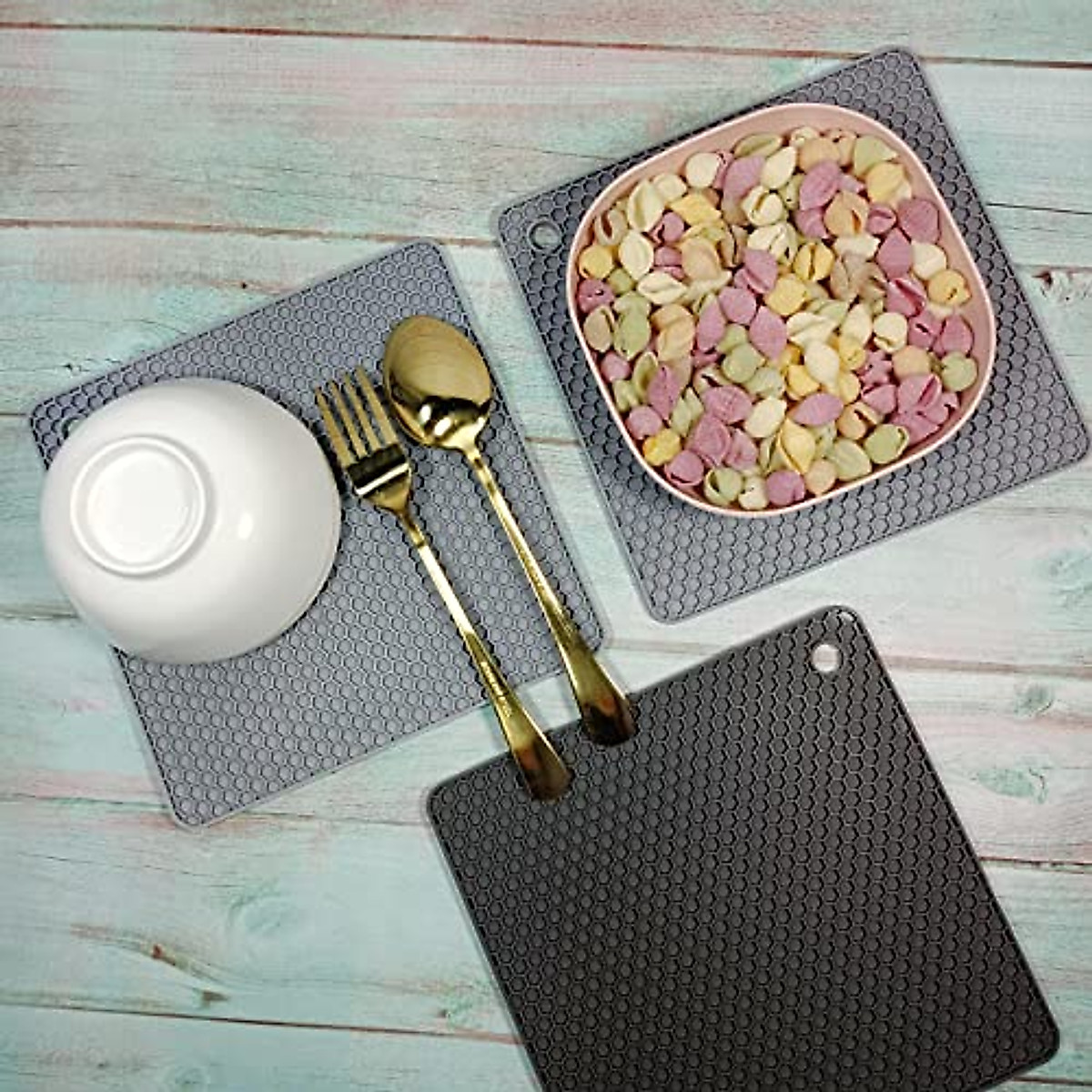 Hotsyang Silicone Trivets Mats Set,Silicone Hot Pads and Trivets, Silicone Trivets for Hot Dishes,Hot pots and Pans,Black Silicone Hot Pads for Kitchen Table,Square Silicone Trivets Mats Set of 4 Pcs