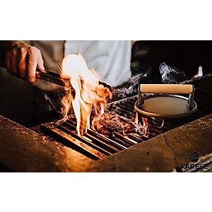 Round Cast Iron Bacon Press 2.4 lbs Weight Comes Complete with Spatula, Grill Press with Beech Wood Handle Ideal for Bacon, Burger, Sandwich and Steak