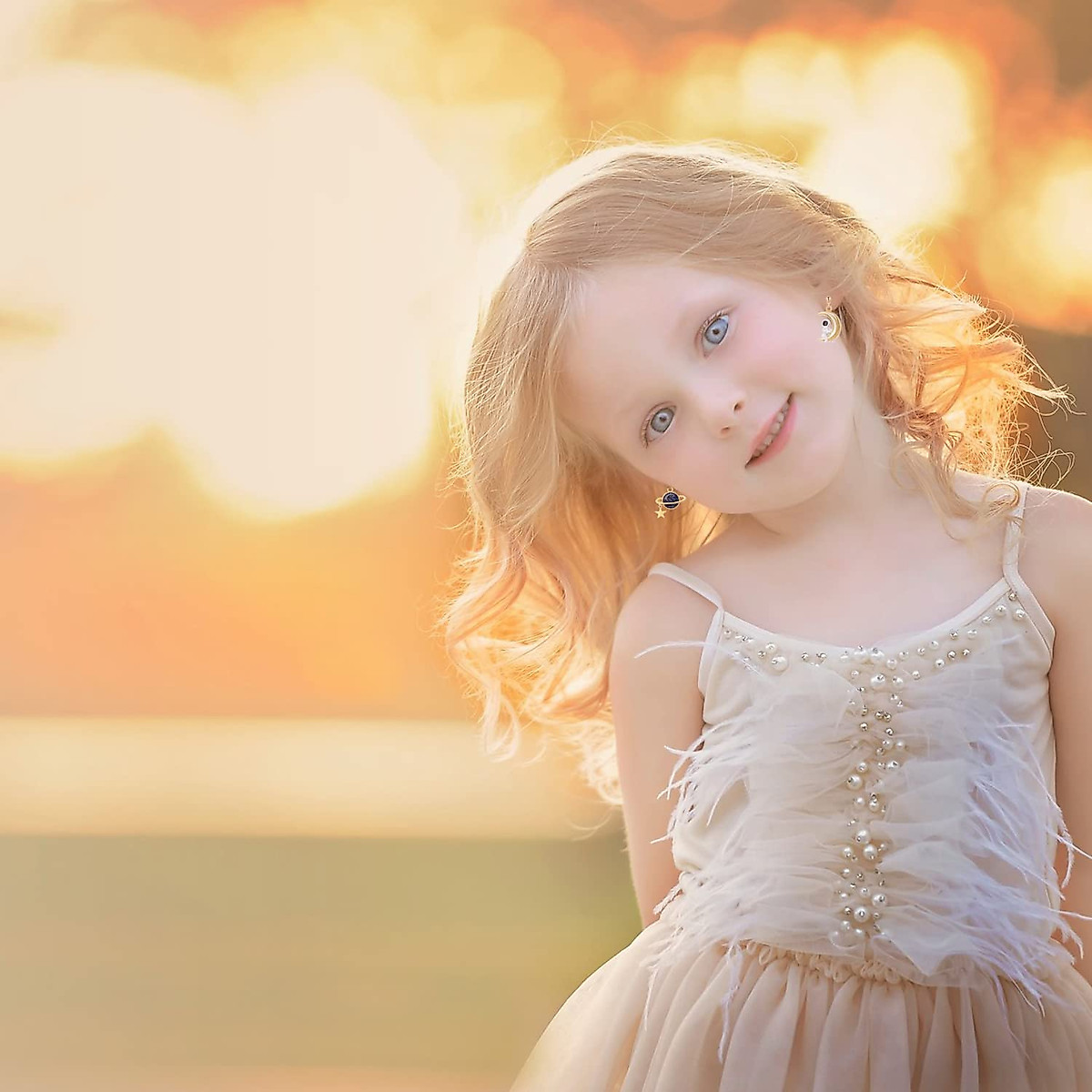 Astronaut Stud Earrings, 4 Pairs Creative Asymmetric Spaceman Star Moon Stud Earrings Planet Dangle Cloud Rain Drop Earrings for Girls Kids Women