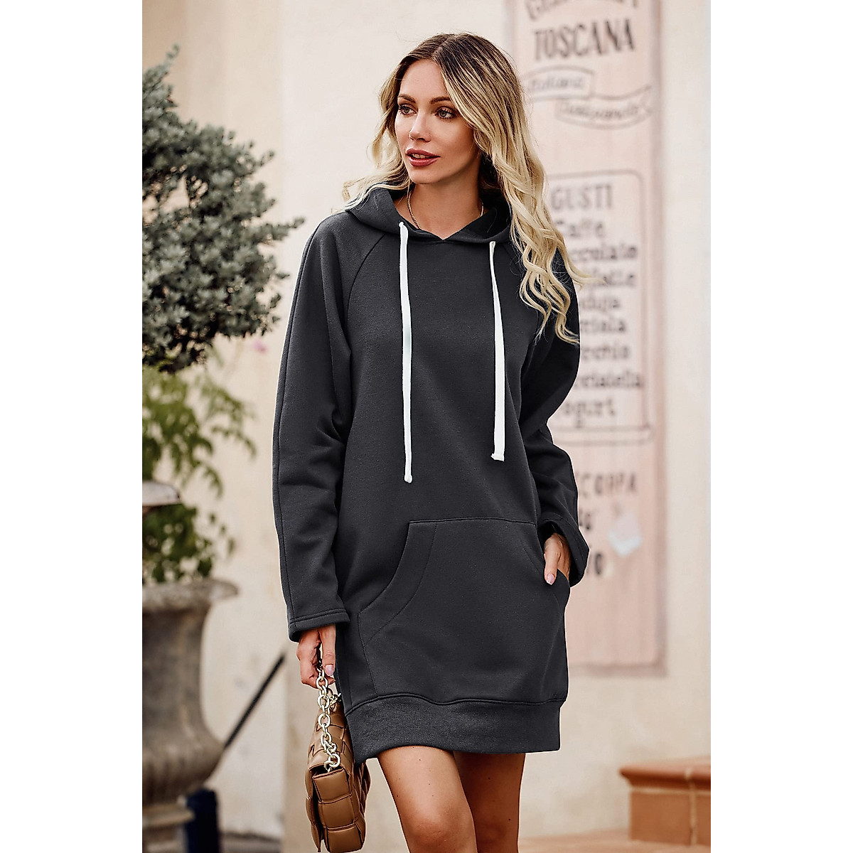 PRETTYGARDEN Women's Casual Pullover Sweatshirt Long Sleeve Split Hem Hoodie Dress with Kangaroo Pocket (Dark Grey,Small)