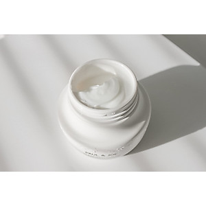 Paul & Joe Cleansing Cream – Ideal for Drier Skin Types – Thoroughly Removes all Makeup and Impurities