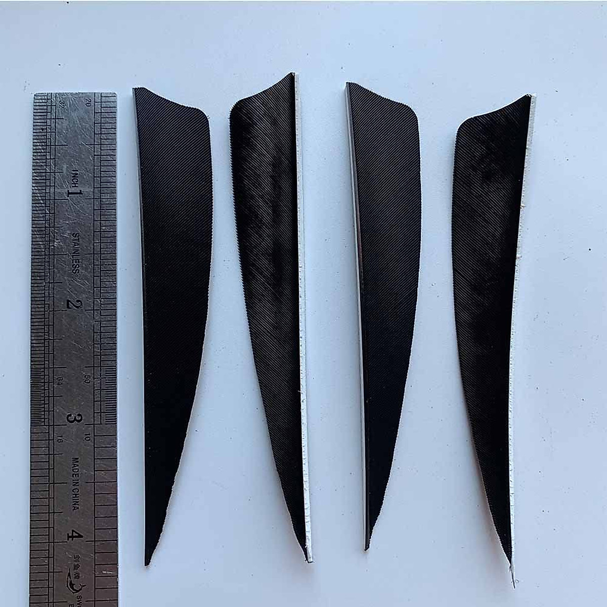 ONTFIHS 100pcs Shield Feather Fletching 4 Inch Real Turkey for Archery Hunting Target Shooting Arrows Right Wing (Black)