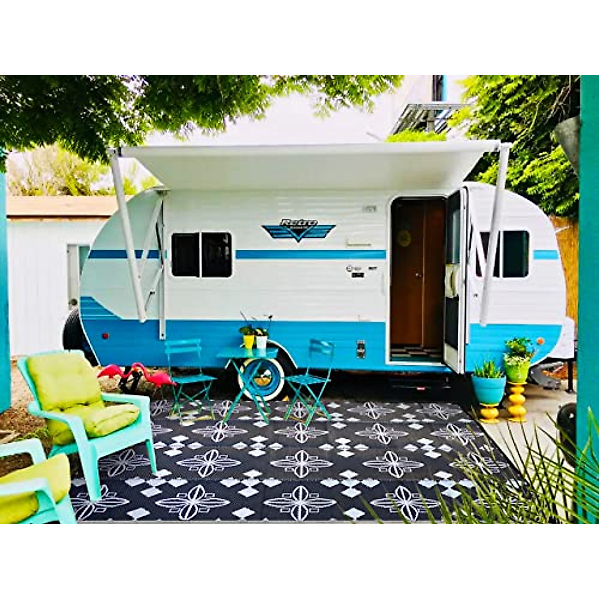 HICOOE Plastic Straw Outdoor Rugs for Patio Clearance 5x7' Waterproof Outside Rug Modern Indoor Area Mats for Deck Rv Porch Beach Trailer Floor Balcony Backyard Camping (Black & White)