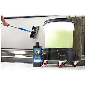 Marine 31 Gel Coat Boat Wash & Wax with Carnauba - 32 oz. - Gentle Clean with UV Protection, High-Gloss Finish, Easy Wash & Wax for Boats