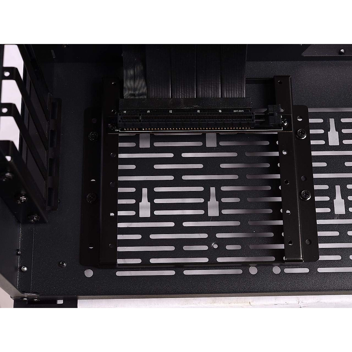 Lian Li O11D-1X Vertical GPU Bracket KIT PCI-E 3.0 for O11 Dynamic Only (NOT Compatible with PCI-E 4.0 VGA Card)