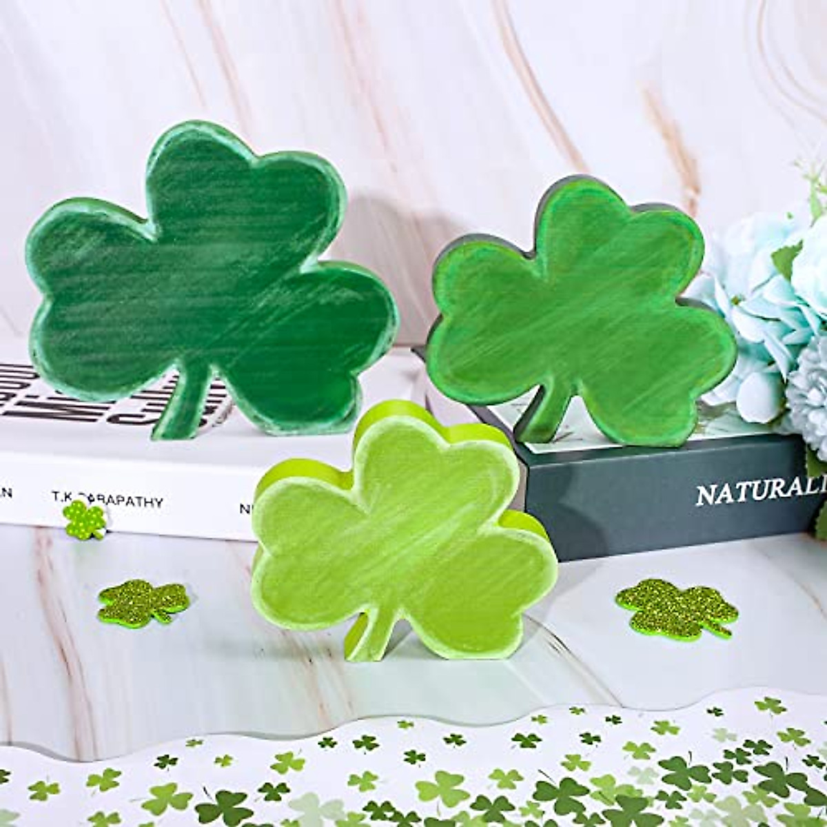 Whaline 3Pcs St. Patrick's Day Wooden Signs Rustic Green Shamrock Table Ornaments Lucky Clover Table Centerpieces Irish Holiday Decorative Table Centerpieces for Home Fireplace Tiered Tray Decor