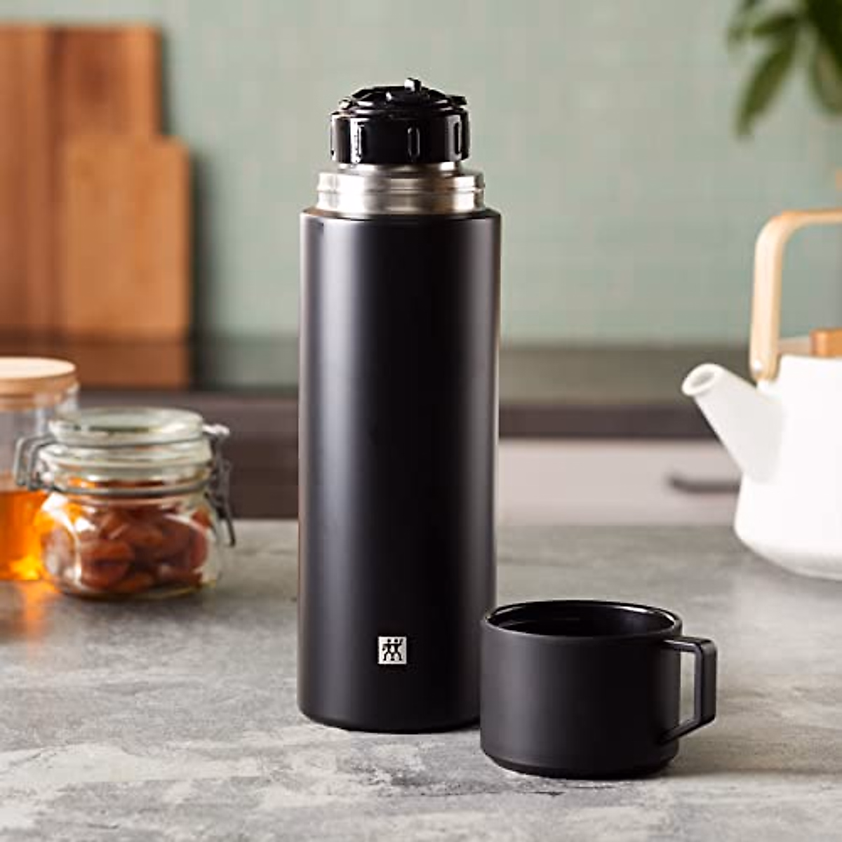 Zwilling 1007756 Vacuum Flask 1 Litre Black, 18/8 stainless steel