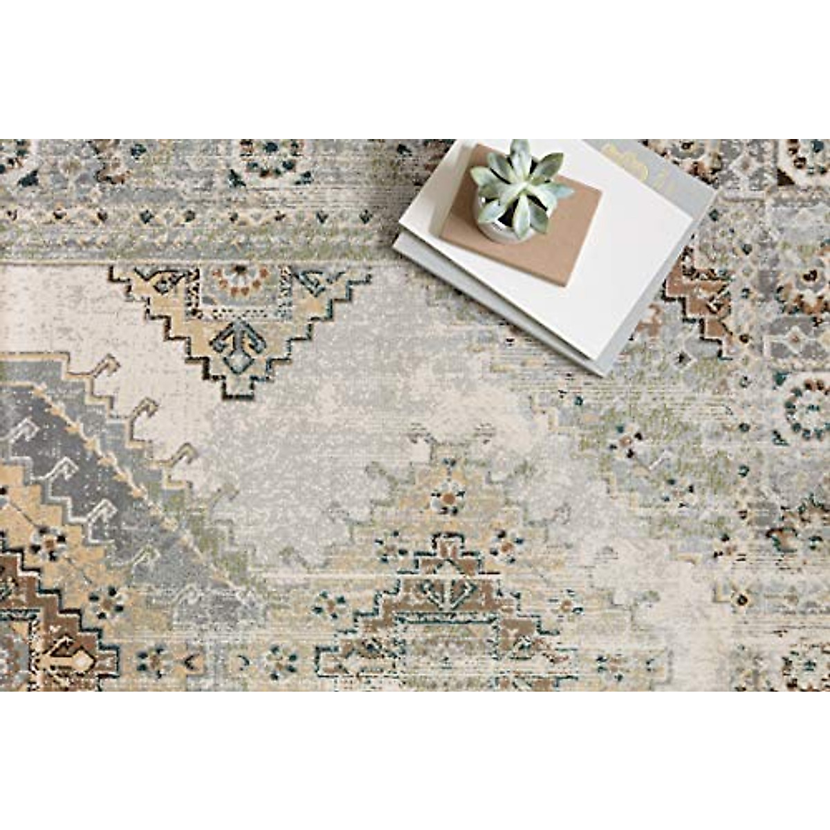 Loloi II Isadora Collection ISA-01 Oatmeal/Silver, Transitional 2'-0" x 3'-0" Accent Rug