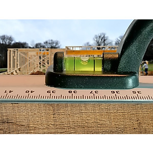 Aluminum Straight Edge Ruler with Handle, It is A Aluminum Ruler, A Straight Edge ruler and A Centimeter Ruler, Ideal Ruler for Cutting, Much Safer Because of The Handle. Easy to Use and Light Weight.