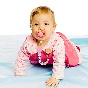 30 Pieces Natural Beech Wood Pacifier Clips Teething Grasping Toy Suspender Clips Wood Pacifier Clip Holder Charm DIY Clips (30 Pieces)