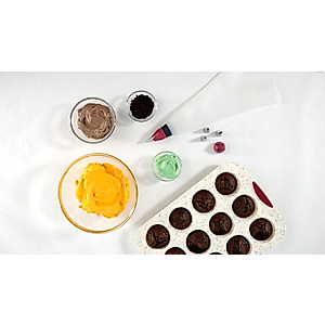 Trudeau - 5118553 Trudeau Structured Silicone Muffin Pan, 12 Cup, Confetti/Fuschia