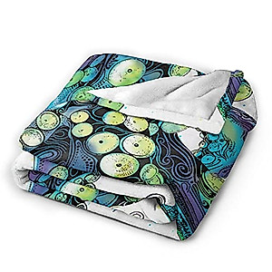 WQAOUD Colorful Fashion Octopus Flannel Fleece Blanket Lightweight Throw Blanket Warm Bed Blanket Ultra-Soft Cozy Microfiber Blanket，Couch and Plush House Warming Decor Gift Idea 50"x40"