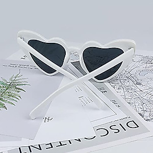 YooThink Heart Shaped Sunglasses for Women,Vintage Cat Eye Mod Style Retro Kurt Cobain Glasses (White)