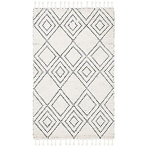 Safavieh Casablanca Collection Accent Rug - 4' x 6', Ivory & Black, Handmade Moroccan Boho Wool Braided Tassel, Ideal for High Traffic Areas in Entryway, Living Room, Bedroom (CSB676Z)