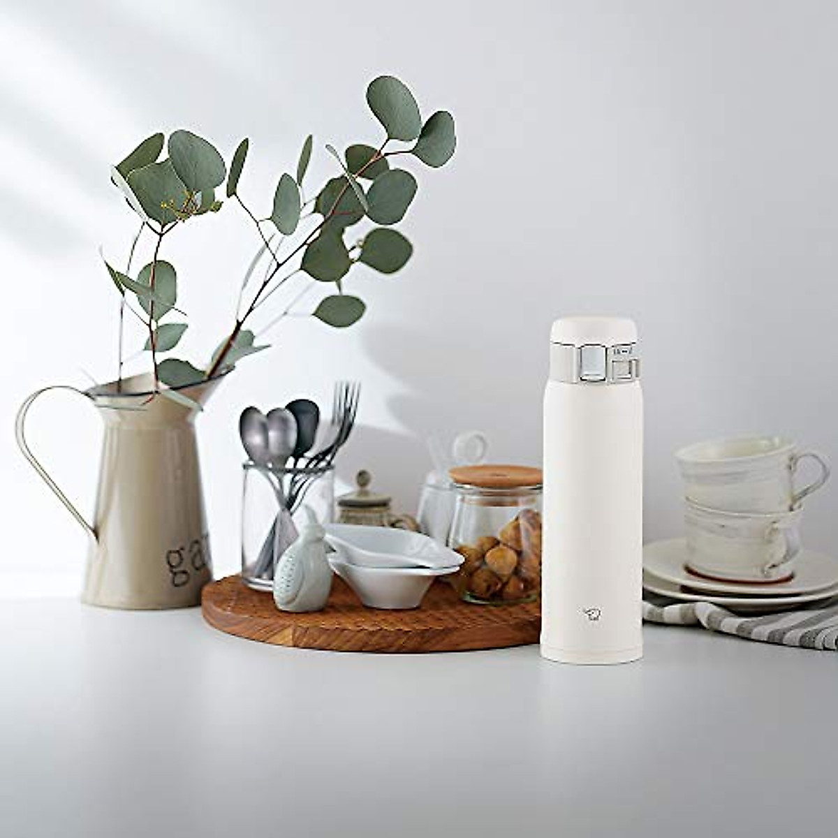 Zojirushi SM-SF48-WM Water Bottle, Direct Drinking, One-Touch Opening, Stainless Steel Mug, 16.9 fl oz (480 ml), Pale White