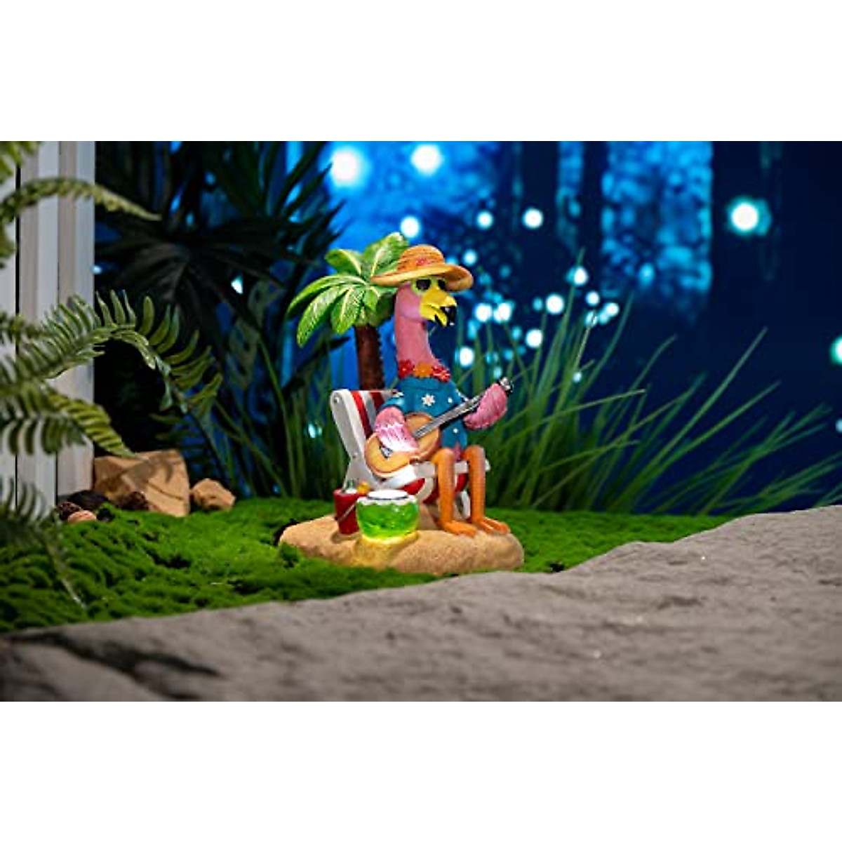 TERESA'S COLLECTIONS Flamingo Garden Statues with Outdoor Solar Lights for Yard,Hawaii Beach Flamingo Yard Art,Tropical Resin Sculptures Figurines for Patio Lawn Decorations,Gift,7.3"