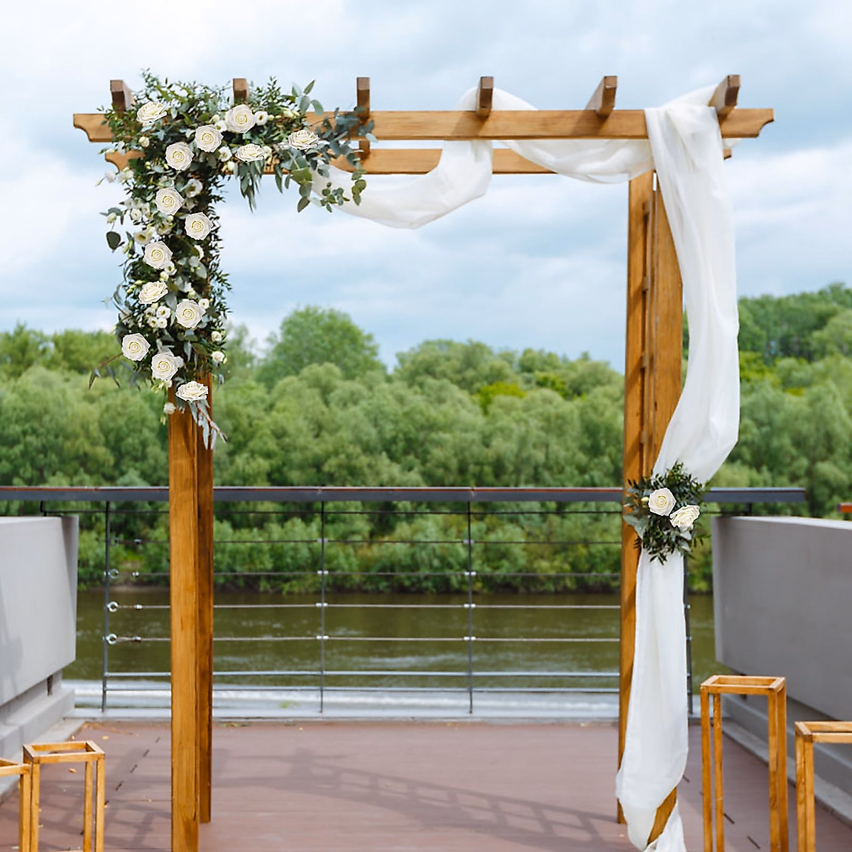 Cliselda 50Pcs Artificial Flowers Ivory White Fake Roses with Stems, Valentine's Day, Real Touch Foam Rose Bulk Faux Flowers for Decoration Centerpieces Party Flower Arrangements