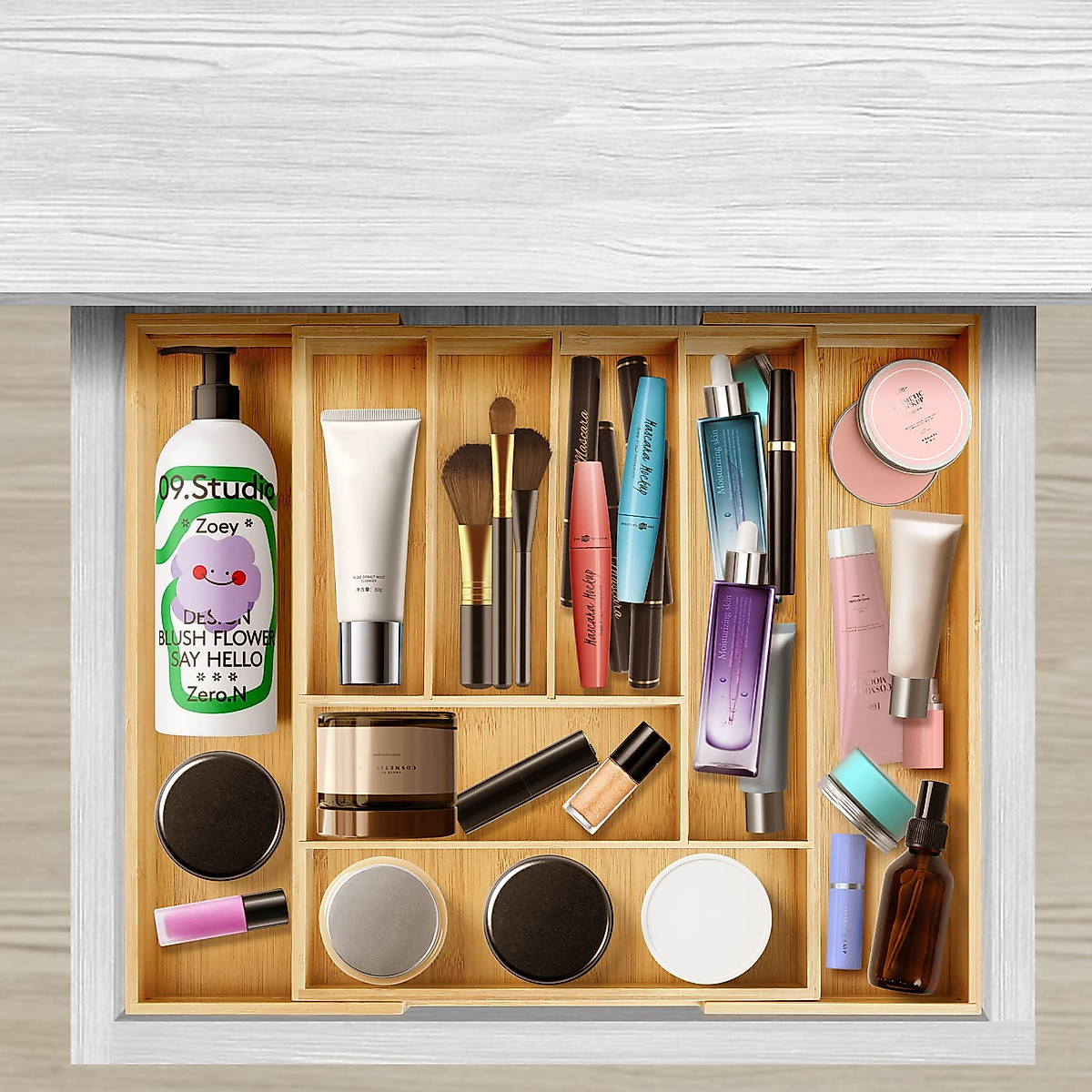 ZROOY Expandable Bamboo Kitchen Silverware Organizer Drawer for Utensils Holder and Cutlery, 8 Compartments for Drawer Tray with Grooved Drawer Dividers , Flatware and Kitchen Utensils (Natural)