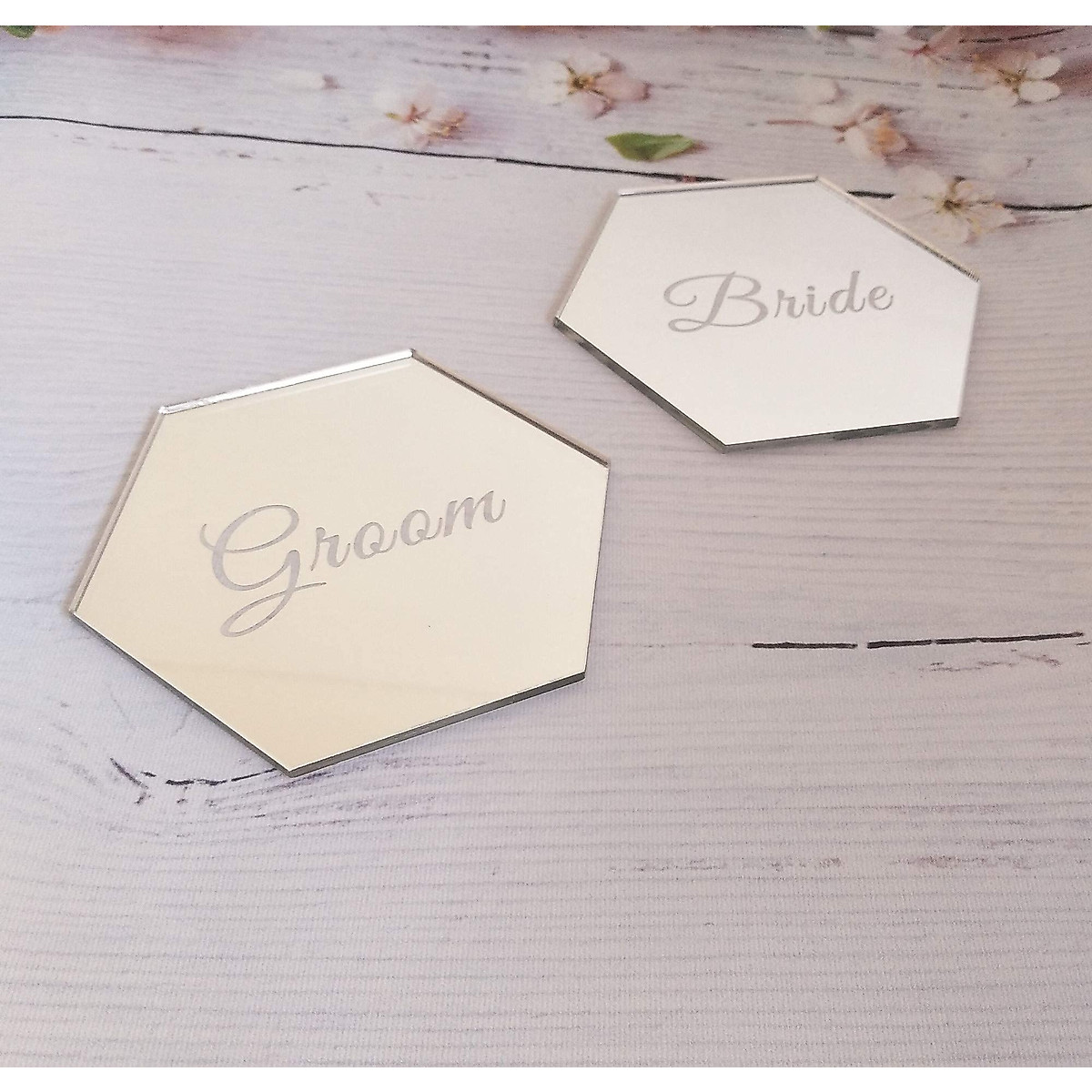 XIAOYUE Bride and Groom Acrylic Mirrored Hexagon Place Cards, Geometric Bride and Groom Table Setting,Wedding Place Cards, Bride and Groom Set (Silver Mirror)
