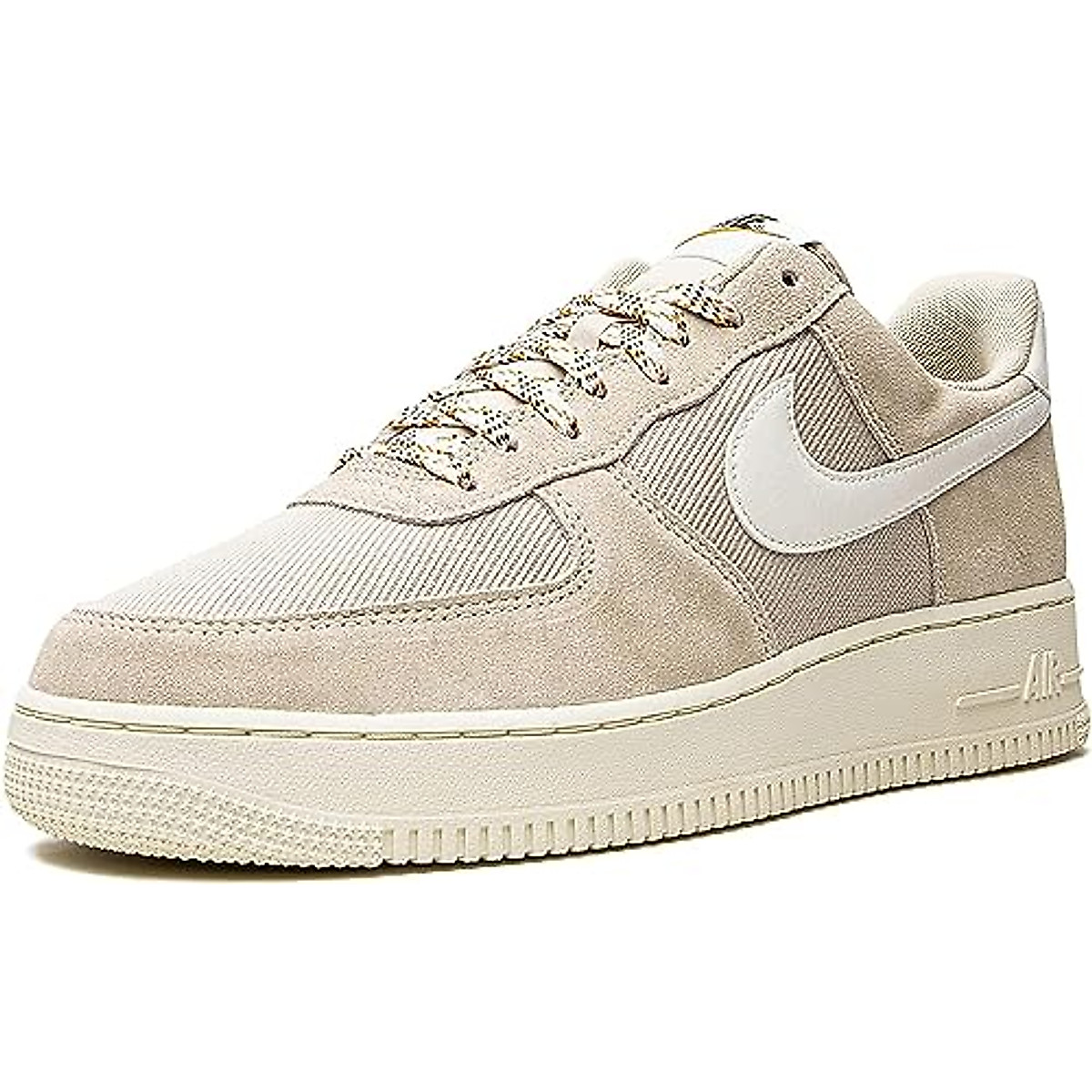 Nike Men's Air Force 1 '07 LV8 Certified Fresh, Rattan/Rattan/Alpha Orange/Sai, 10.5
