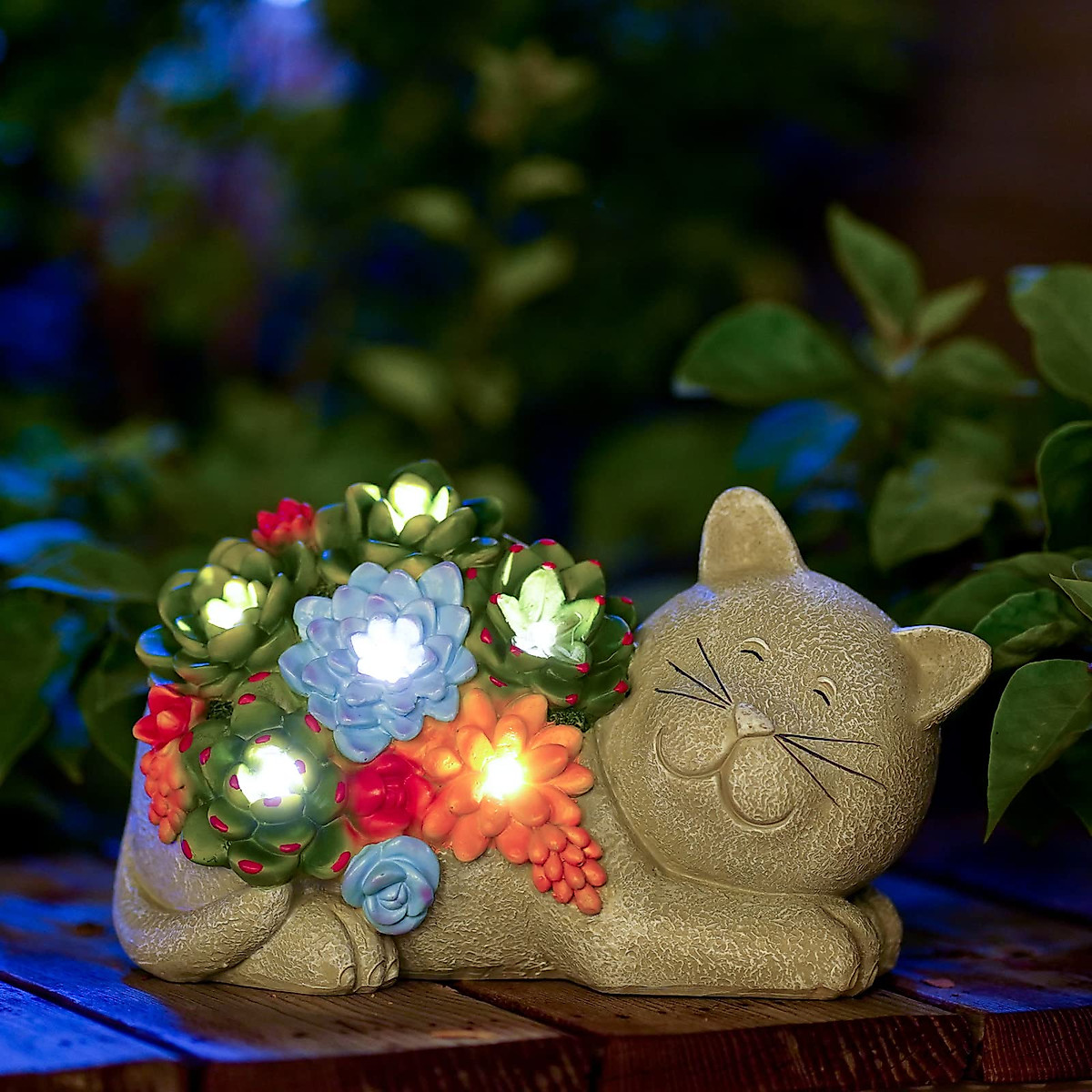 Qeeman Garden Outdoor Decor Cat Statue - Cat Resin with Solar Light Garden Statues Outsides Decorations for Cat Lovers Gardeners Family with Pets,Ornament Gift for Birthday/Mother’s Day
