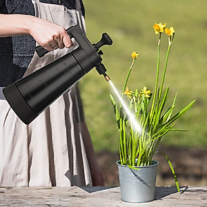 KBCSUN 0.4 Gallon Garden Pump Sprayer with Adjustable Nozzle, Handheld Pressure Sprayer in Lawn and Garden, Car Wash Spray Bottle Plant Water Mister for Indoor Watering Home Cleaning (Black)