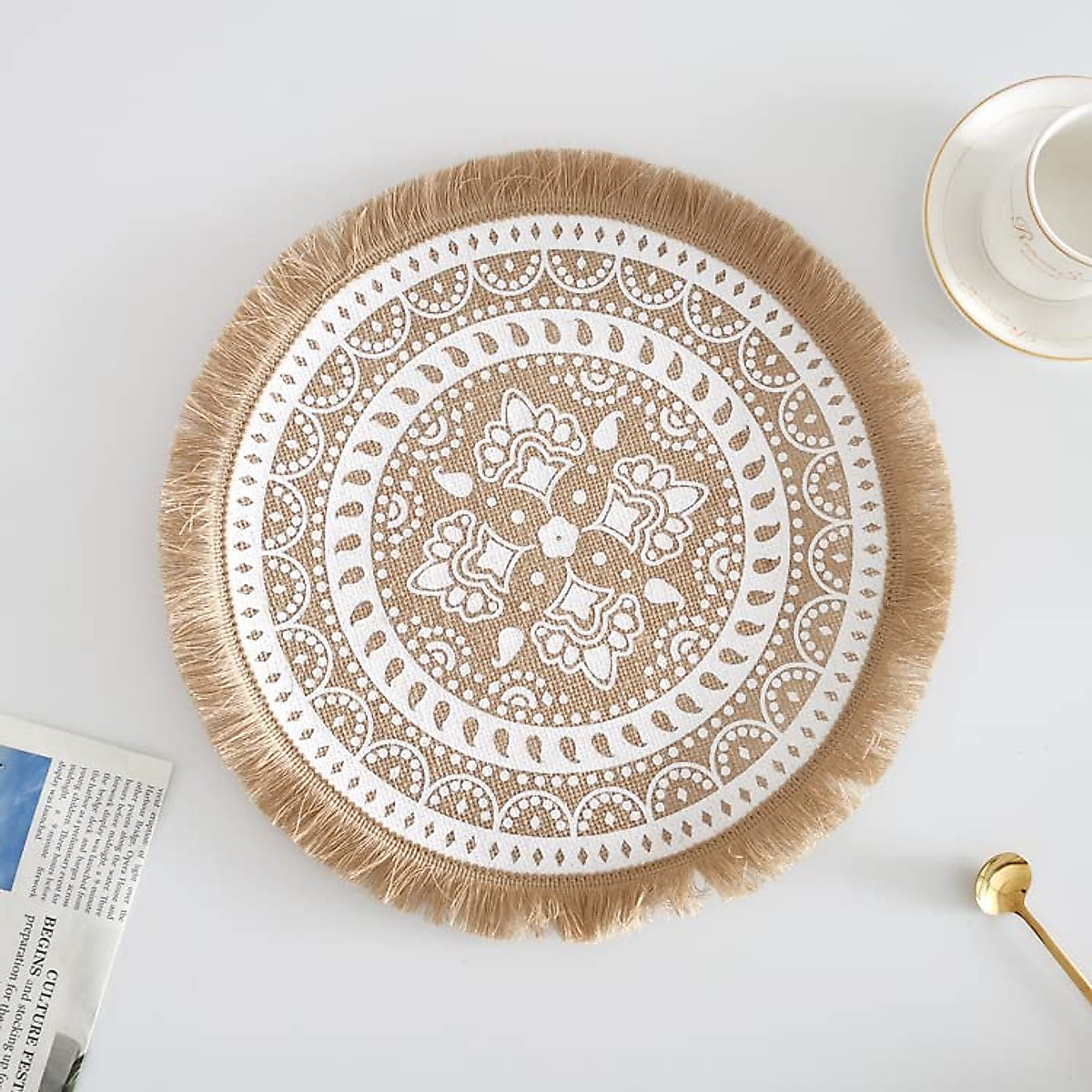 15 Inch Boho Tassels Round Placemats, HEILA Table Mats Set of 4 Jute Weave Heat Proof Washable Circle Kitchen Placemats for Table Dinner Wedding Home Decoration