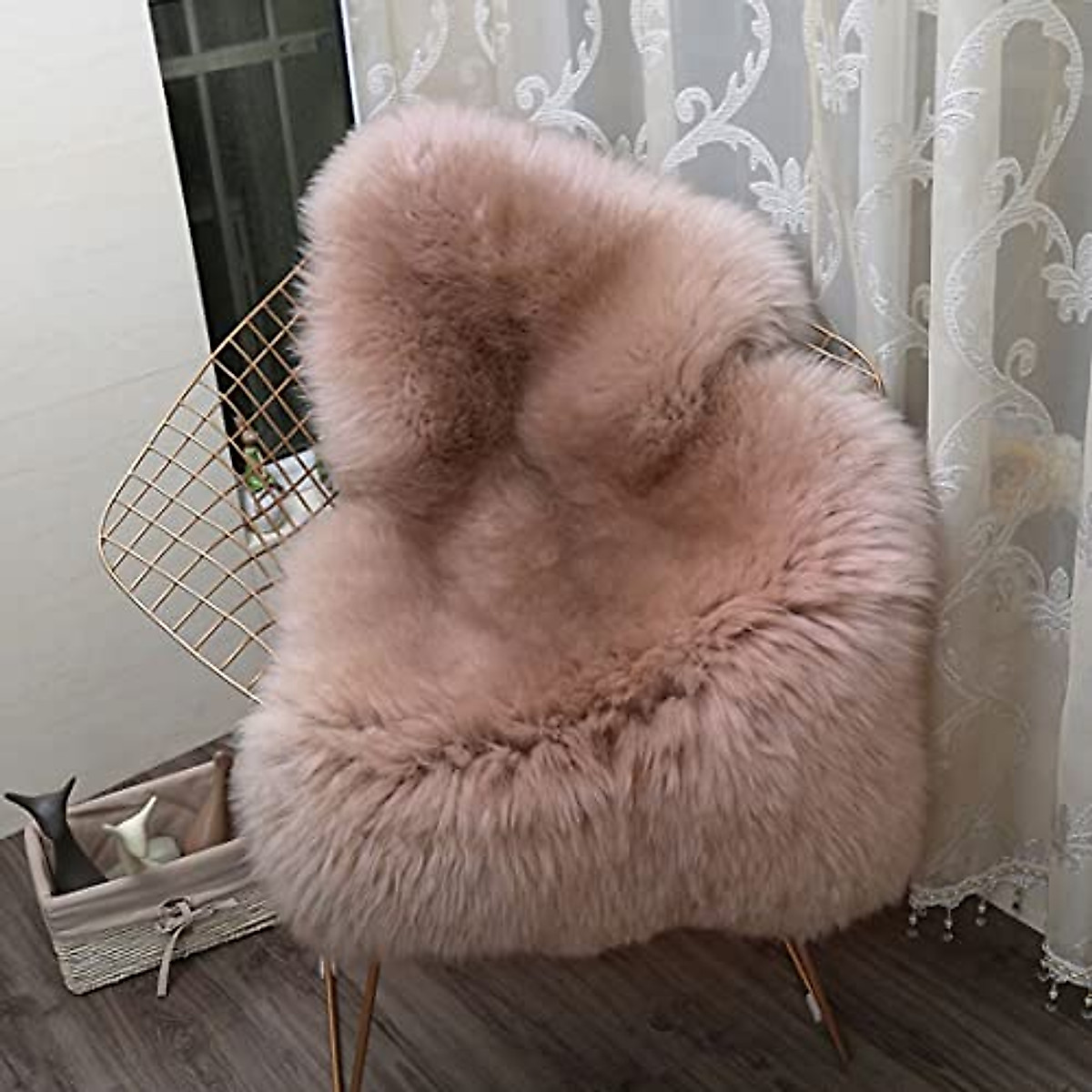 OKAYDA Genuine New Zealand Sheepskin Area Rug Soft Lambskin Decorative Rug for Bedroom Sofa Floor One Pelt