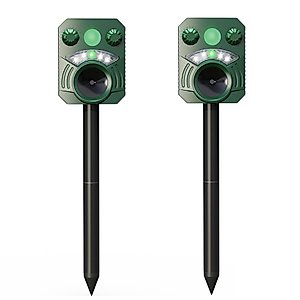Ultrasonic Animal Repellent Solar Deer Deterrent Squirrel Repeller Outdoor Repel Raccoon Fox Rabbit Dog Cat with Motion Sensor and Flashing Light Waterproof 2 Pack