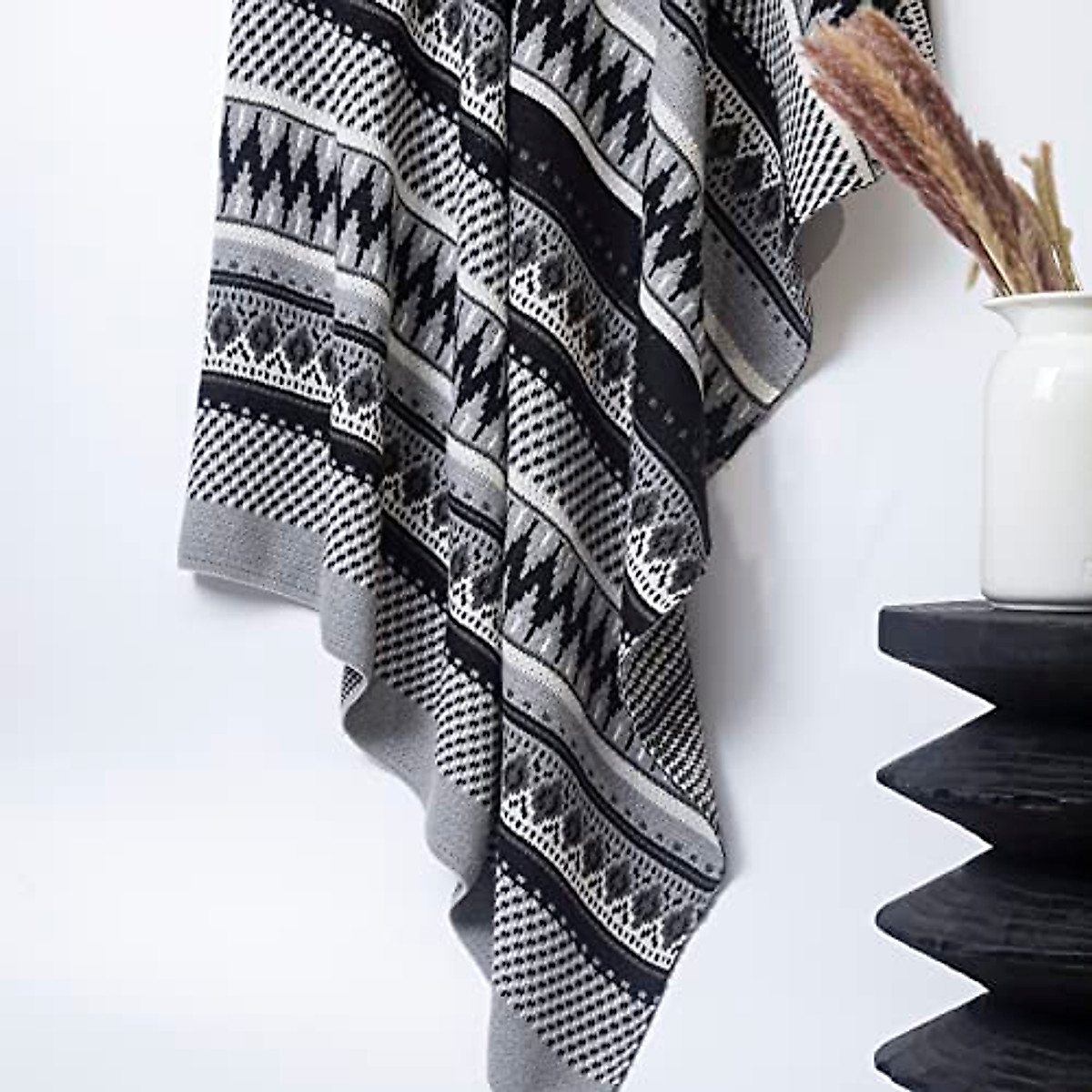 BlossoME Knit Blanket Throws 50”*66” Black/All Season Boho Throws/Decorative Blanket Throws for Chairs, Couch, Sofas, Beds/Black & Grey Thermal Throw Blankets for Gifts