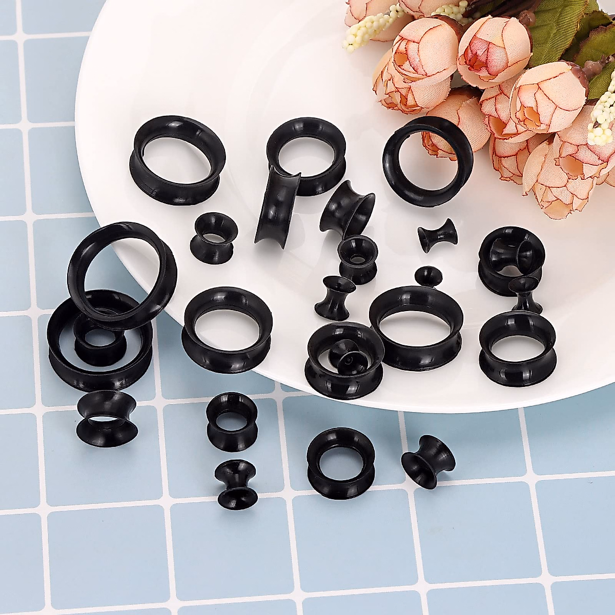 DERALA Silicone Ear Tunnels 26pcs Flexible Double Flared Ear Gauges Soft Ear Stretching Kit Piercing 8g-1 inch, Black