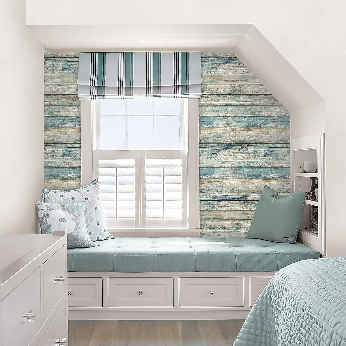 practicalWs Peel and Stick Wallpaper 17.71" x 236.2" Wood Wallpaper Wood Contact Paper Vintage Removable Self-Adhesive Wall Paper for Bedroom Walls Decor Faux Wood Grain Look Vinyl Film Roll