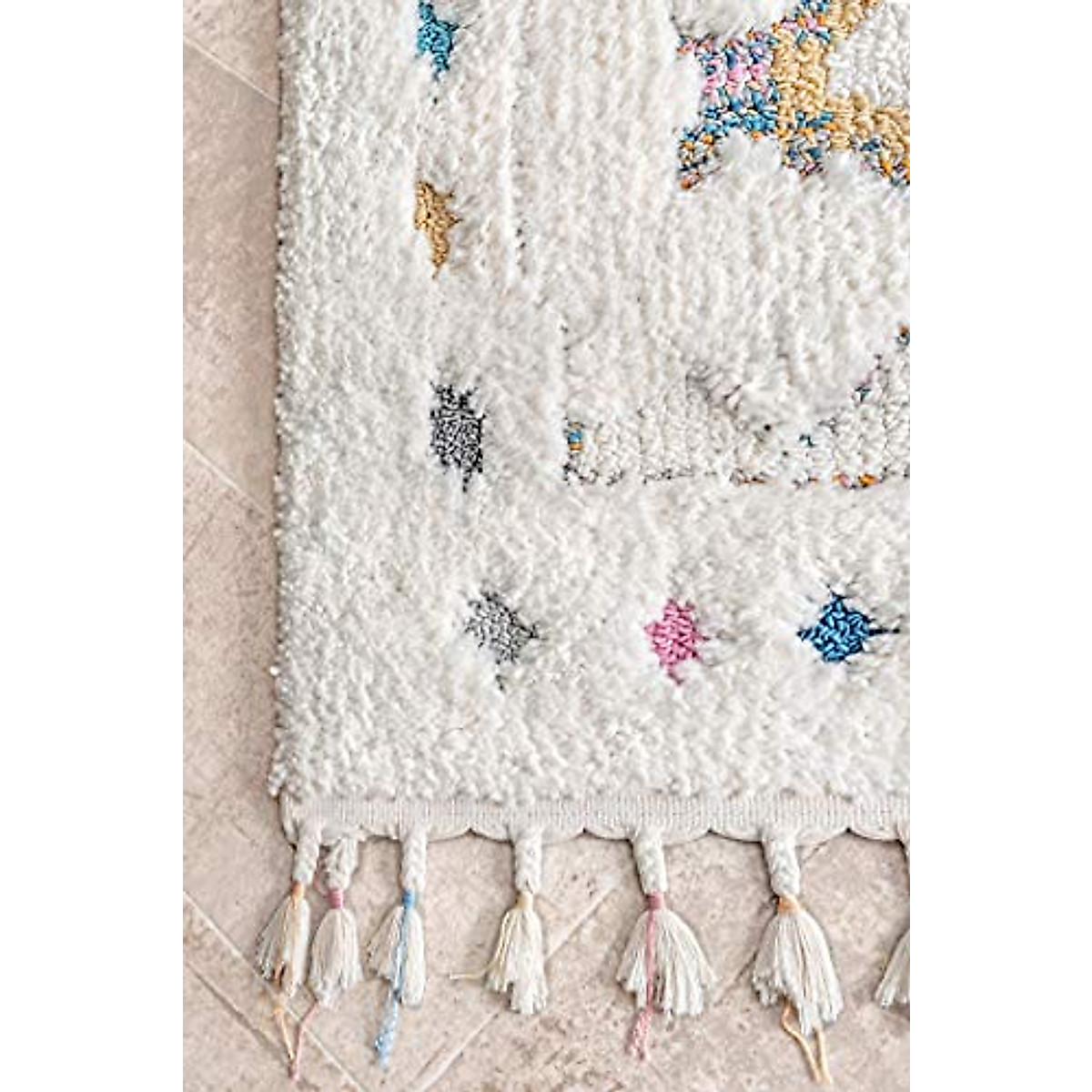 nuLOOM Lila Tribal Moroccan Shag Accent Rug, 2' x 3', White