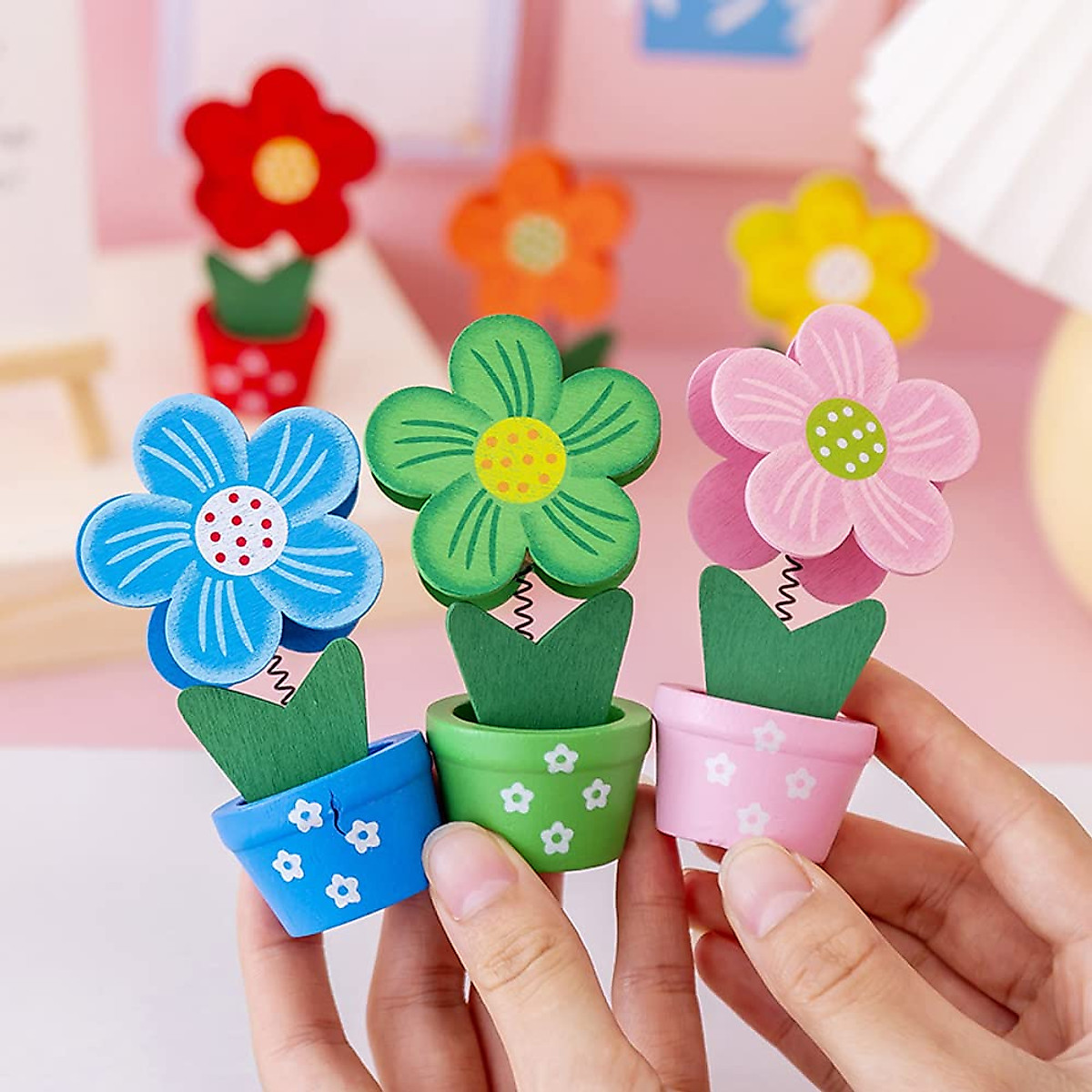 Teensery 6 Pcs Wooden Photo Holder Flower Potted Table Name Number Holder Place Card Holder Picture Memo Note Clip Holder for Home Wedding Birthday Party Decorations